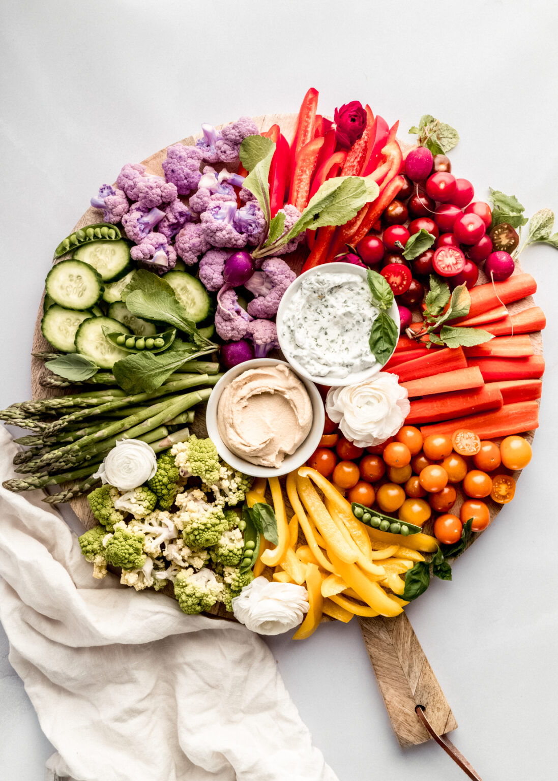 Rainbow Vegetable Crudité Platter (Easy Appetizer) - The Windy City ...