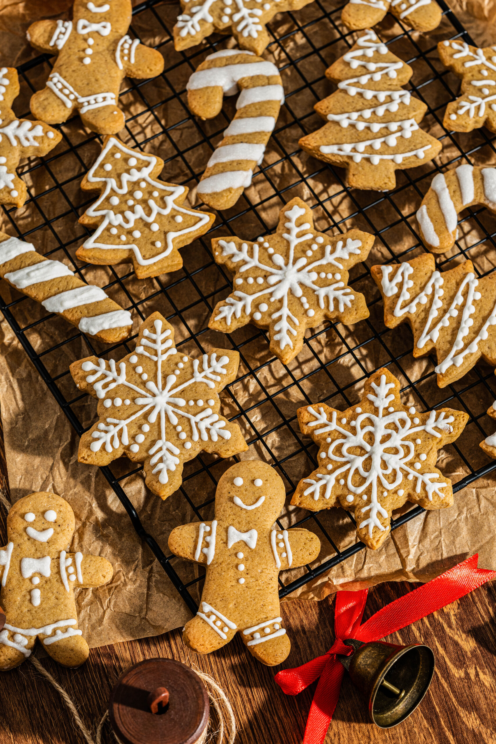 Frosted Gingerbread Cookies to Make This Christmas - The Windy City ...